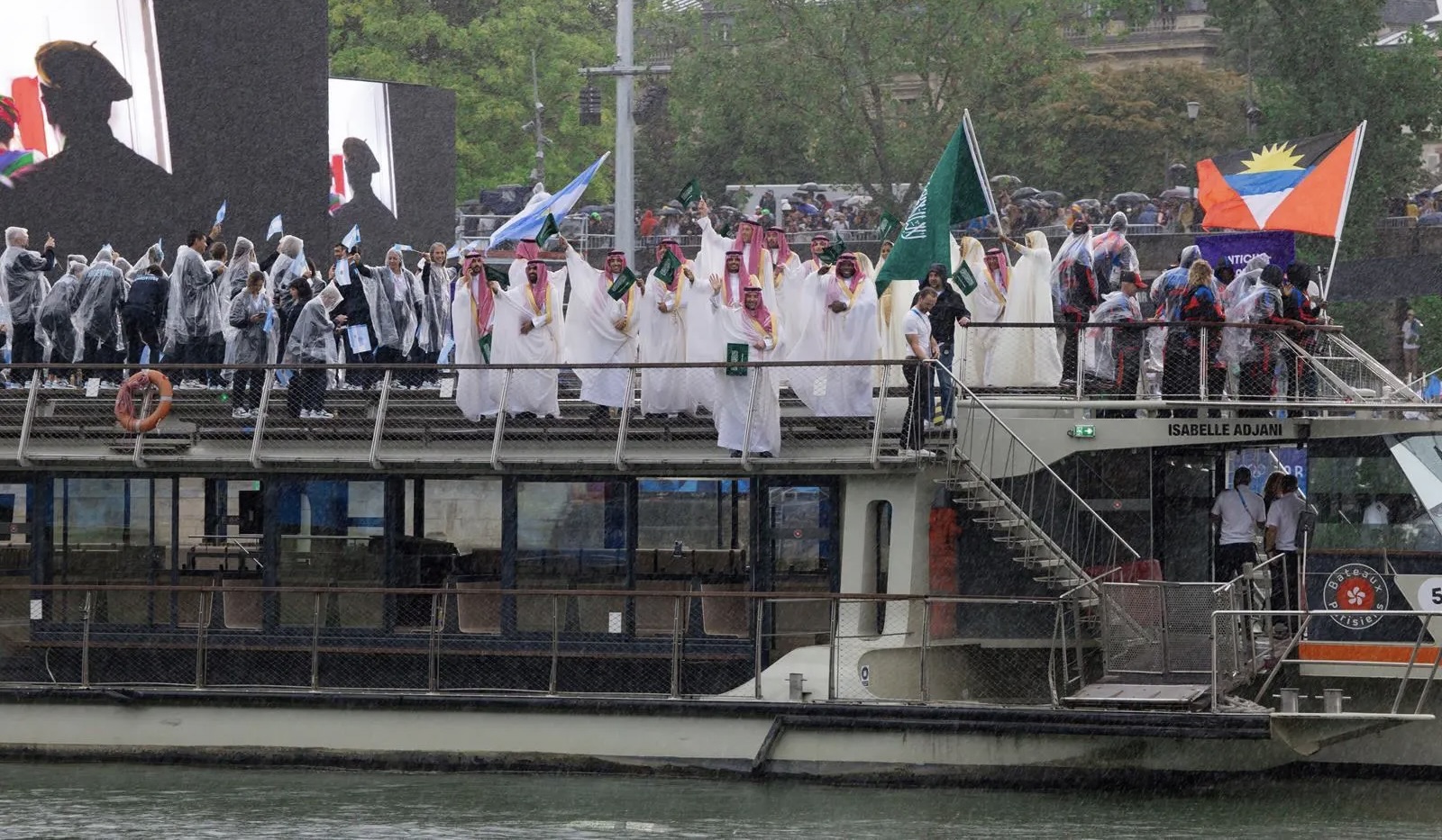 Saudi athletes proudly raise the kingdom's flag at Paris Olympic ...
